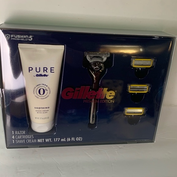 gillette | Grooming | Gillette Fusion 5 Proshield Gift Set Razor Cream ...